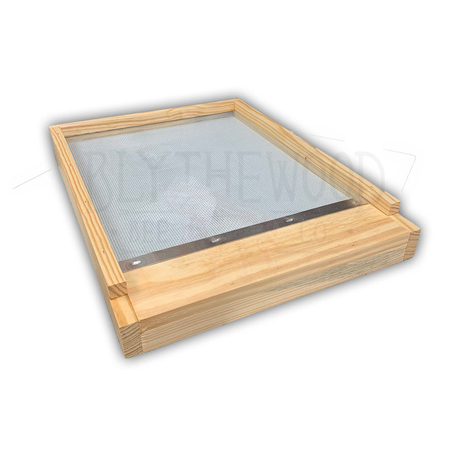 Screened Bottom Board | With Insert — Blythewood Bee Company